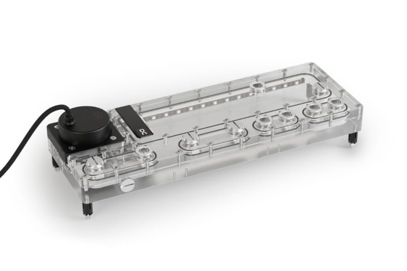 Water cooling for computers and servers directly from Alphacool